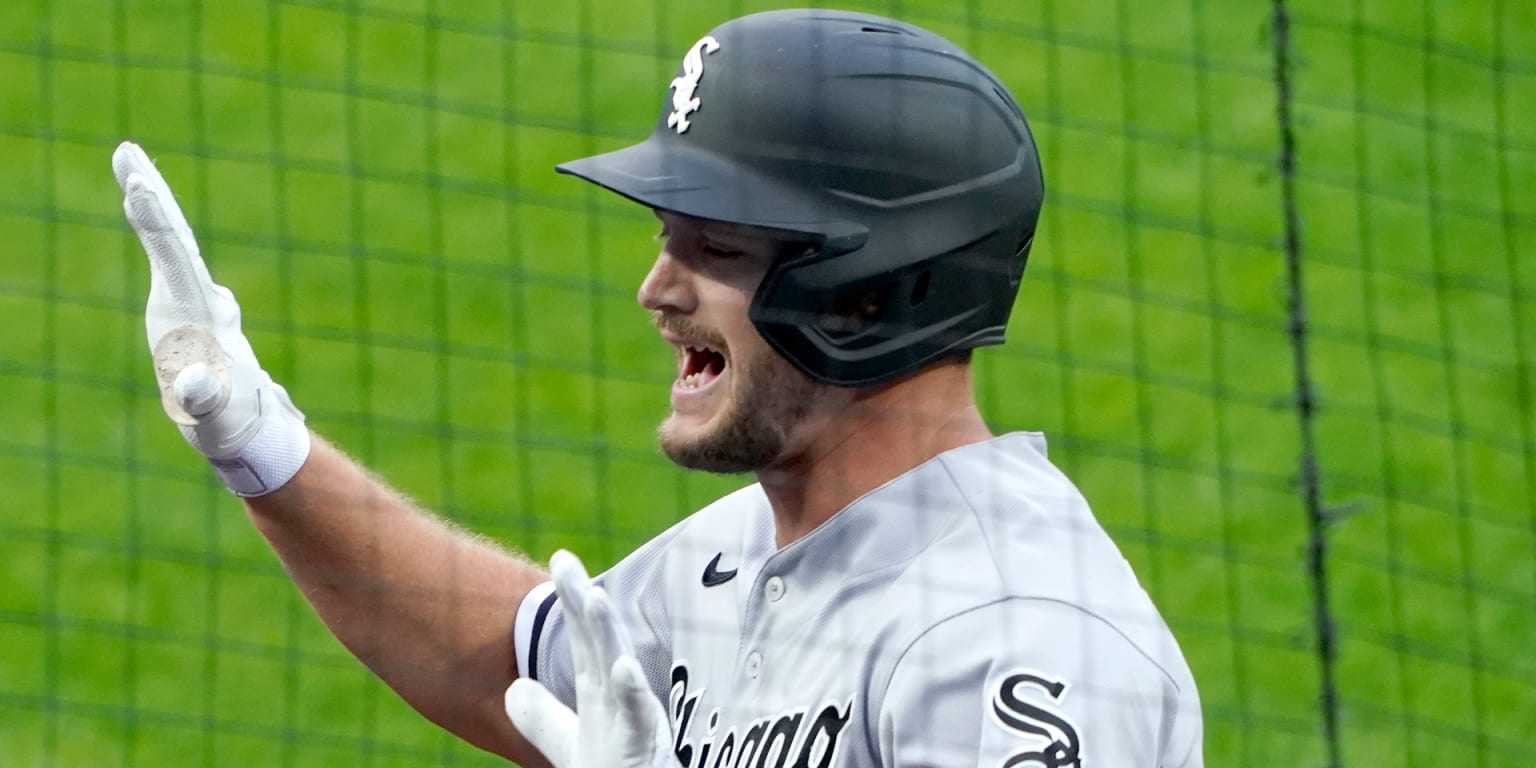 Adam Engel hits 3-run homer vs. Royals