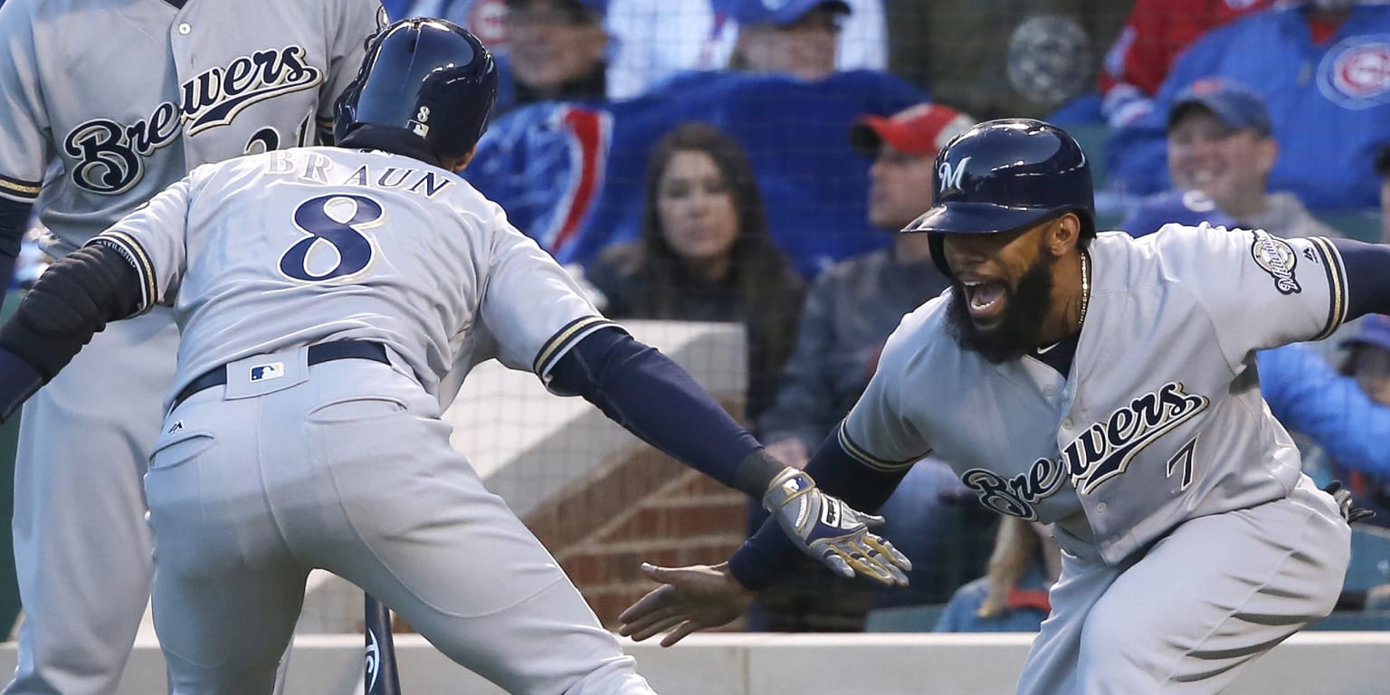 Brewers hit three homers in victory over Cubs