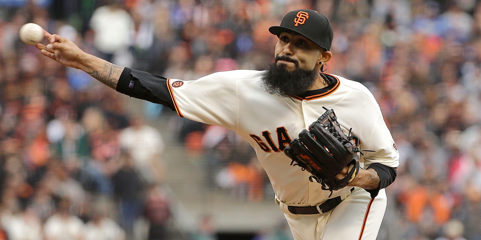 Giants' Sergio Romo to rest arm for 10 days