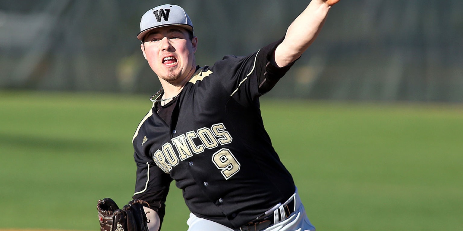 Orioles draft Keegan Akin with second pick