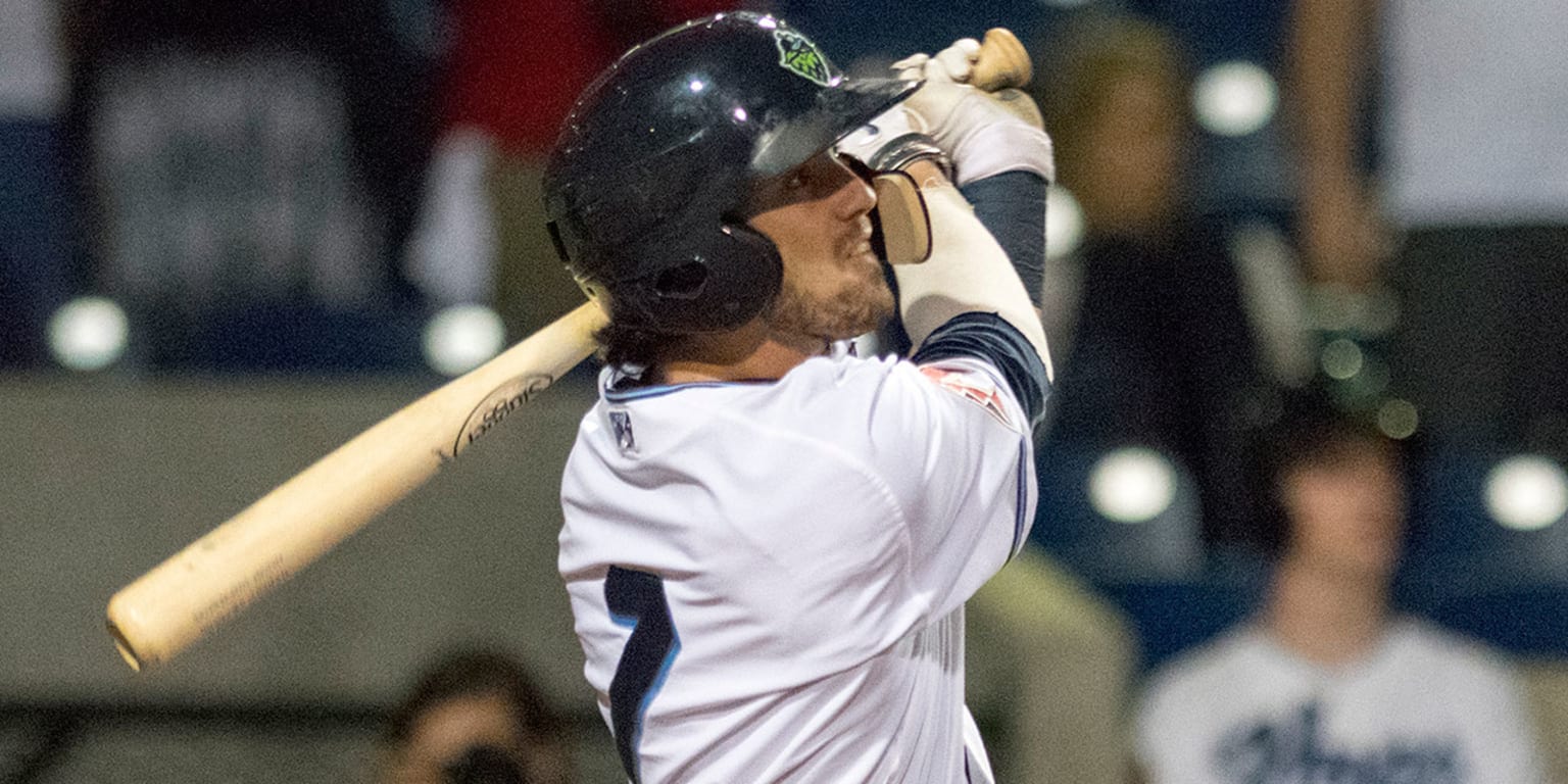 Swanson produce una impulsada con los Bravos