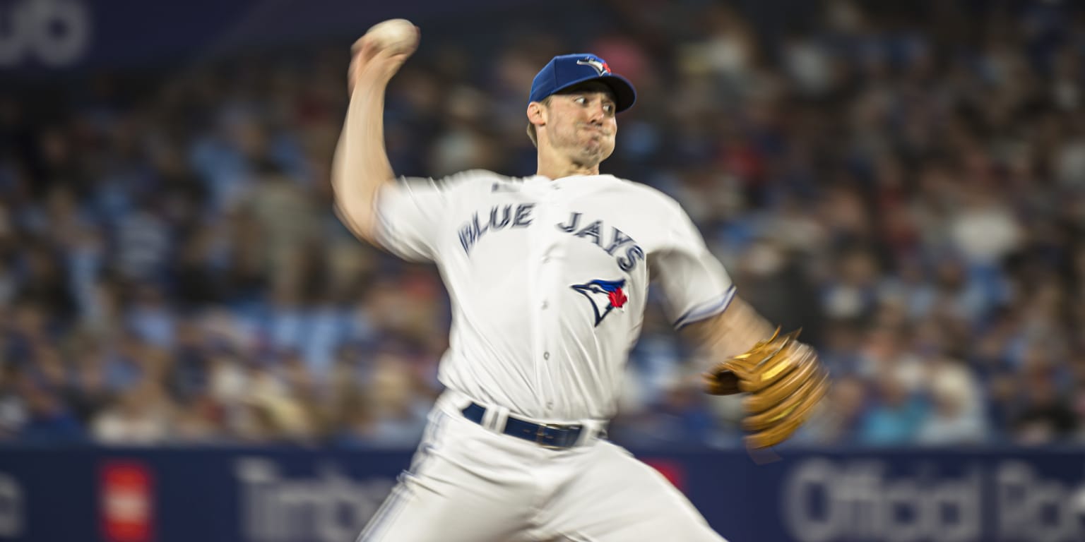 Ross Stripling takes perfect game into 7th in win over Orioles