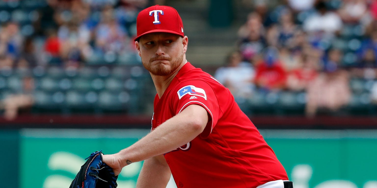 Shelby Miller signs with Brewers