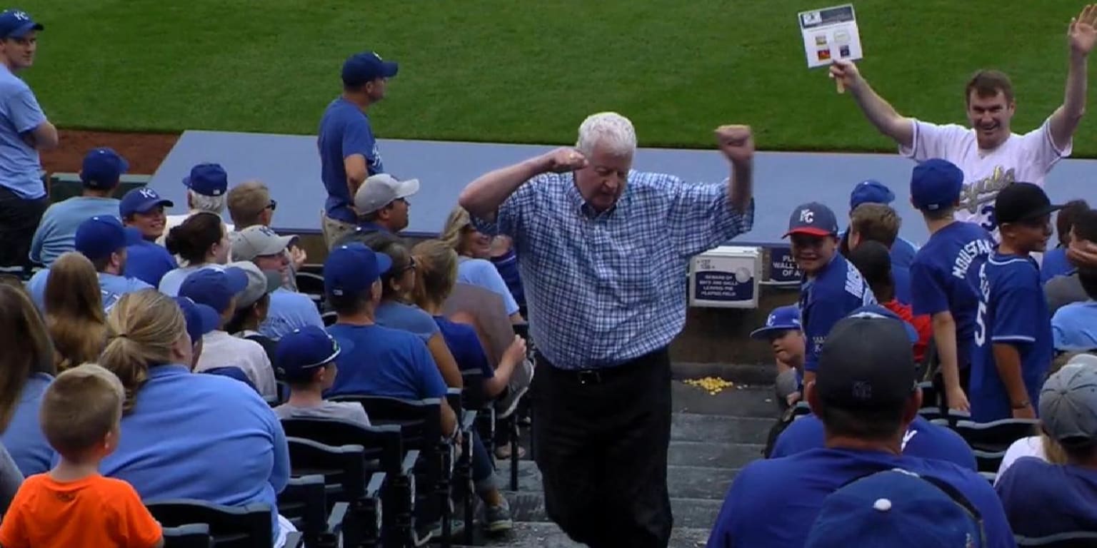 This Royals fan showed off some of the smoothest dance moves you will ...