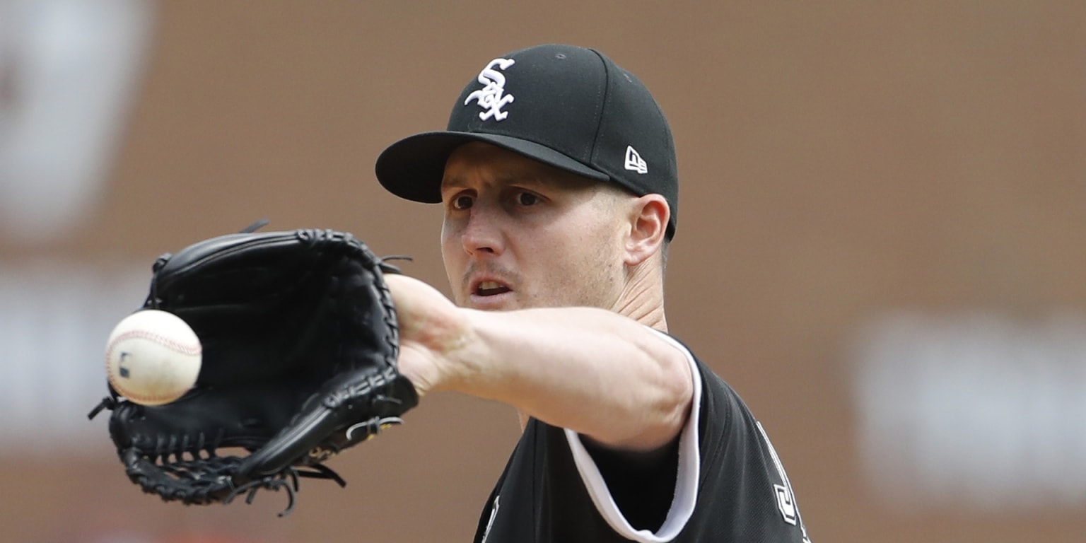 Nate Jones dealt to Rangers from White Sox