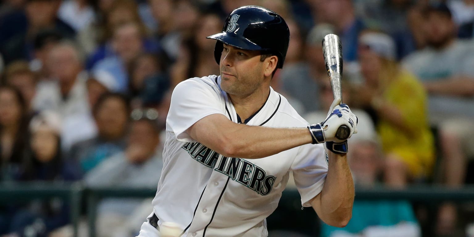 Orioles acquire Seth Smith from Mariners