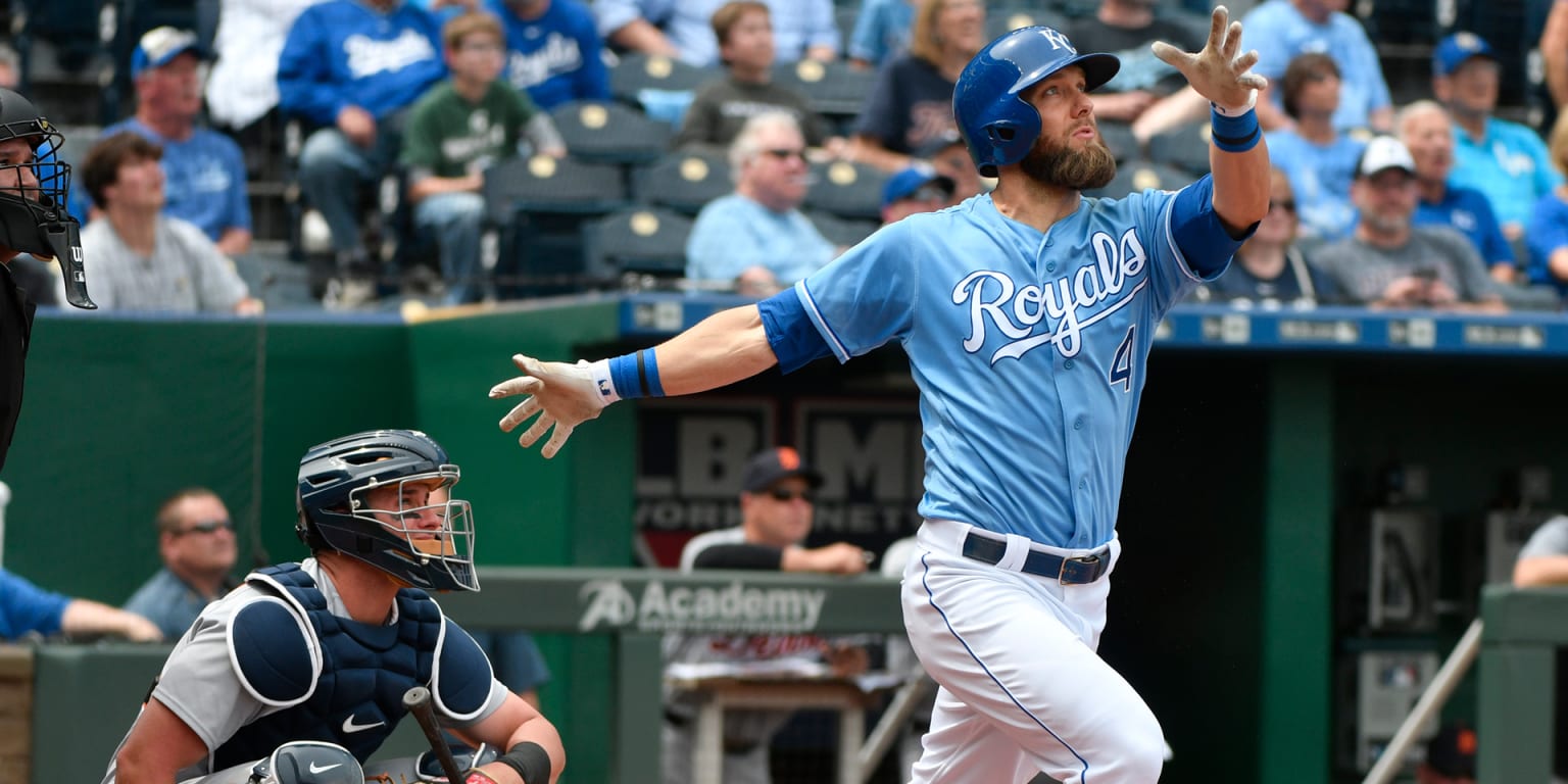 Alex Gordon hits second home run of 2018