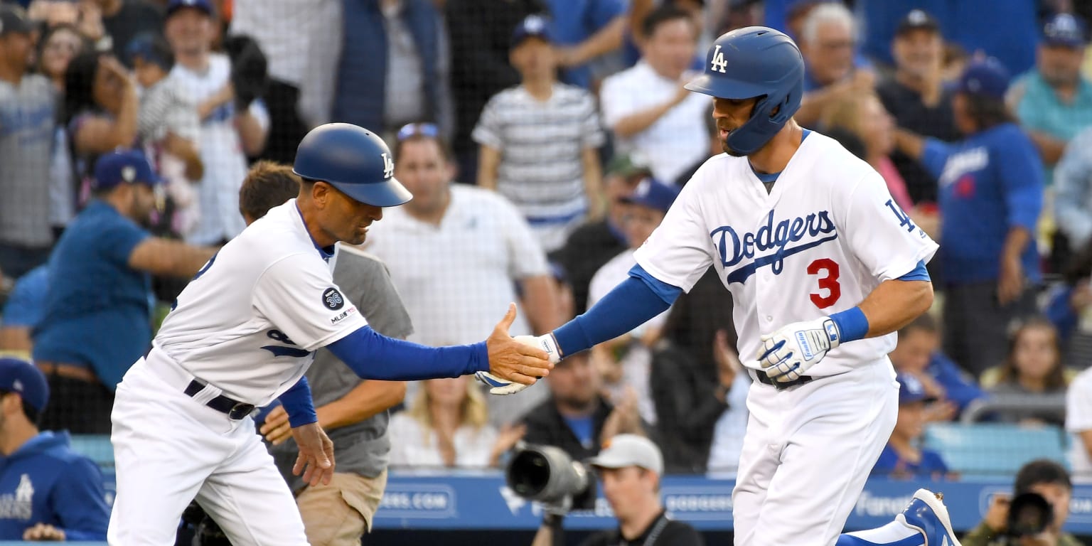 Taylor ayudó a Dodgers a llegar a 50 victorias