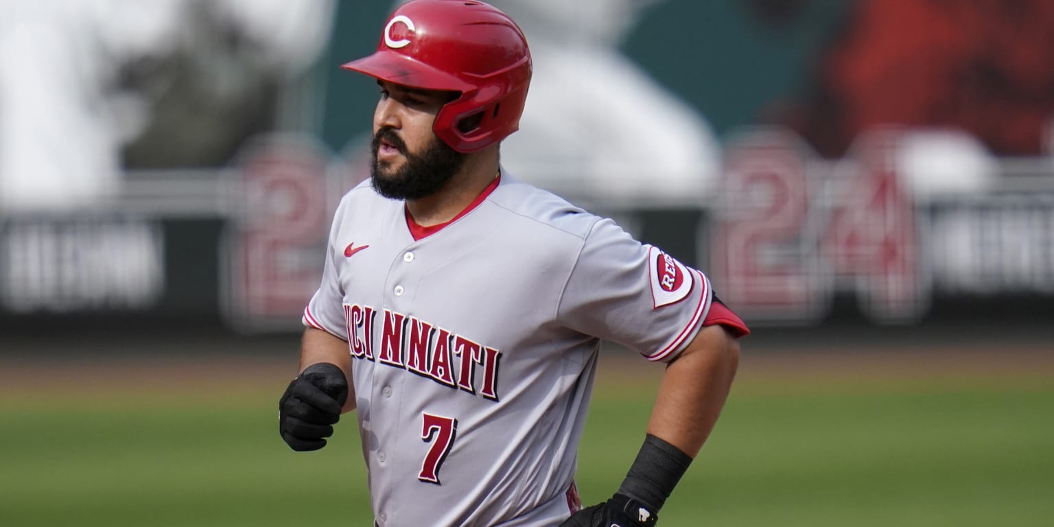 Reds capture series win against Cardinals