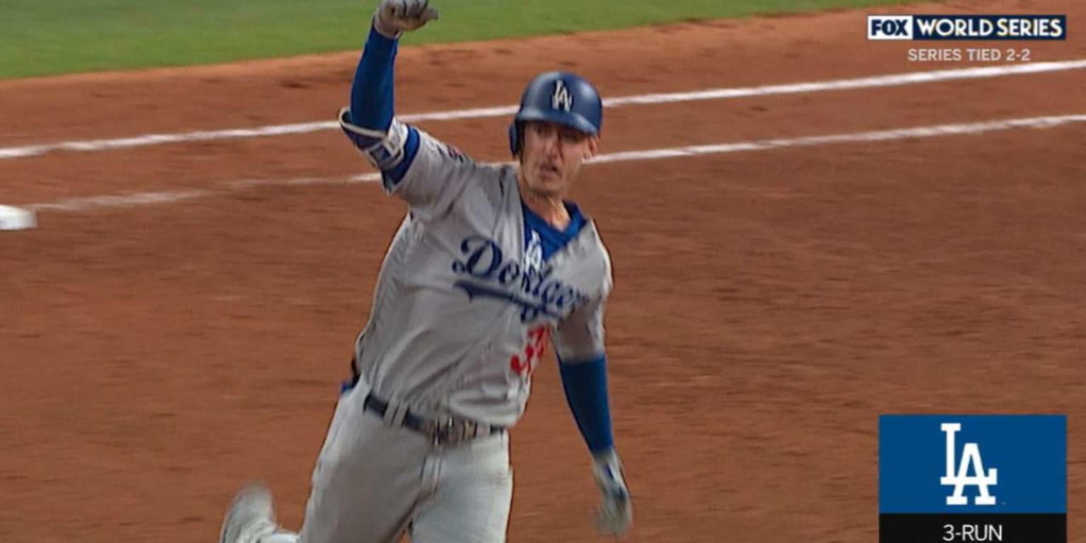 Cody Bellinger shushed the raucous Astros crowd, but Jose Altuve ...