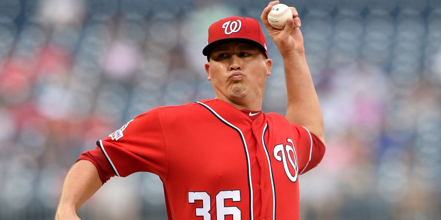 Sammy Solis optioned to Triple-A Syracuse