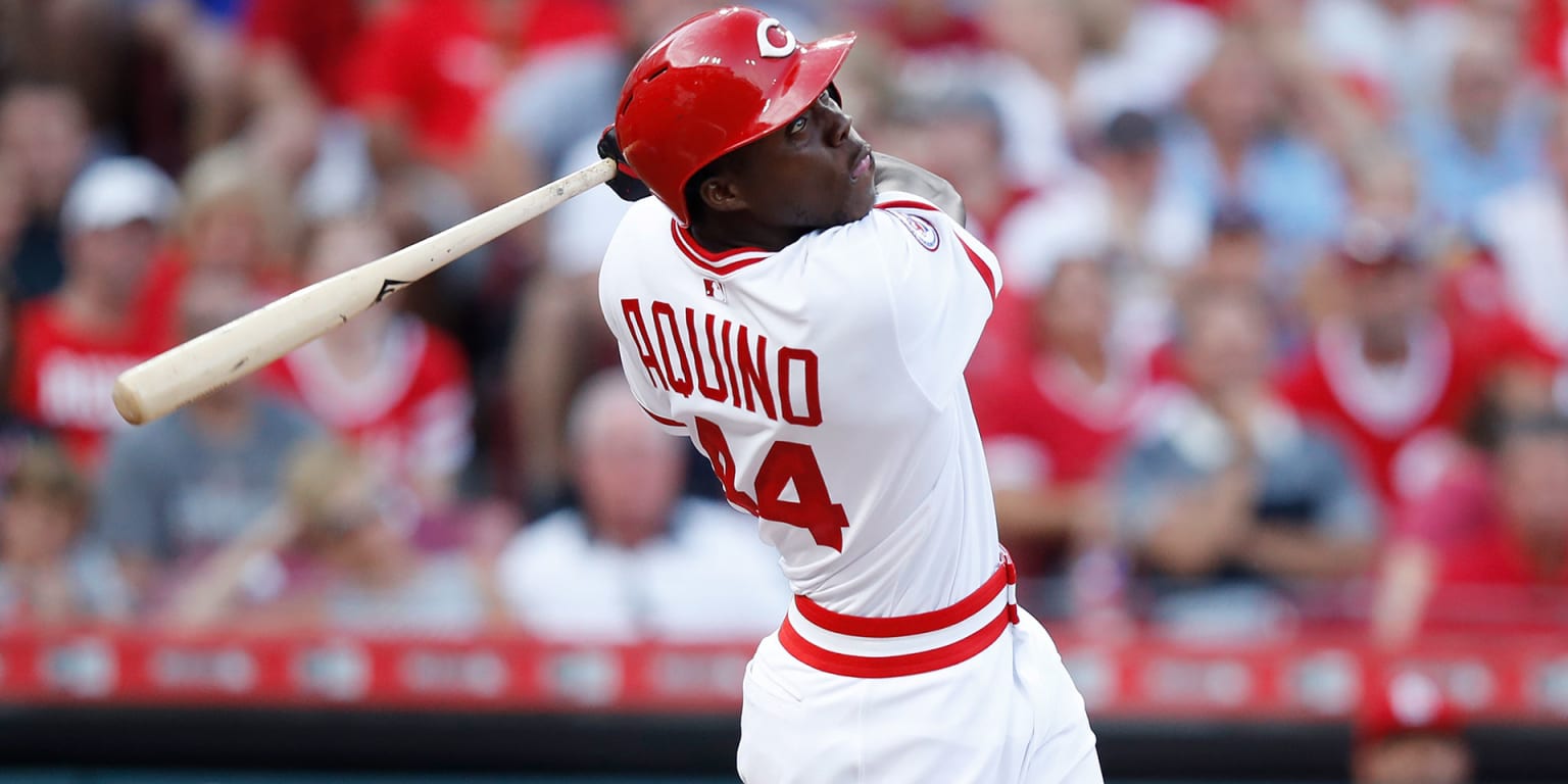 Aristides Aquino keeps hitting home runs
