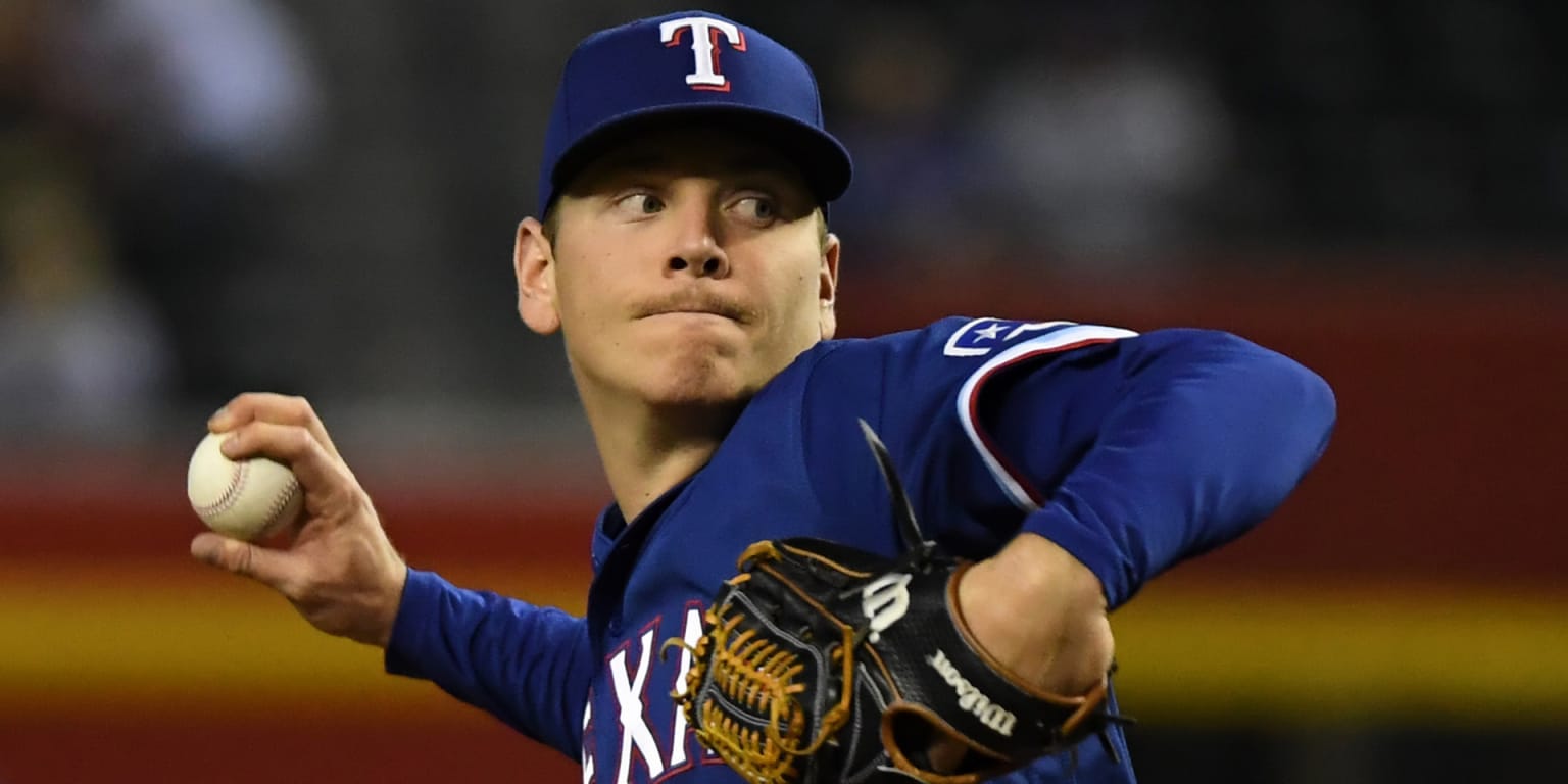 Spencer Howard returns in Rangers' win over D-backs