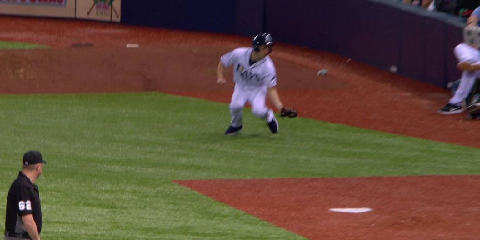 A Rays ballboy showed off quick reflexes and soft hands on this catch ...