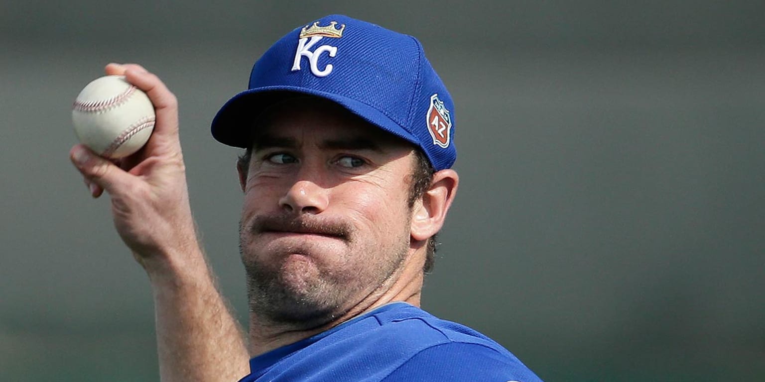 Ross Ohlendorf opts out of Royals contract