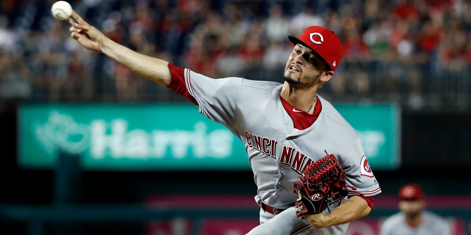 Reds recall pitcher Jesus Reyes from Double-A