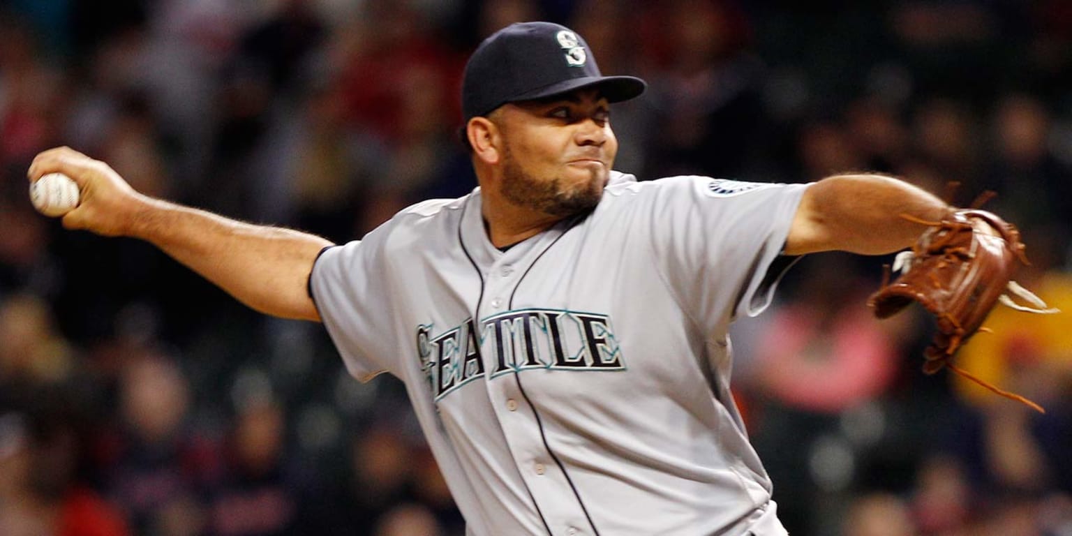 Mariners' Benoit, Furbush pitch in sim game