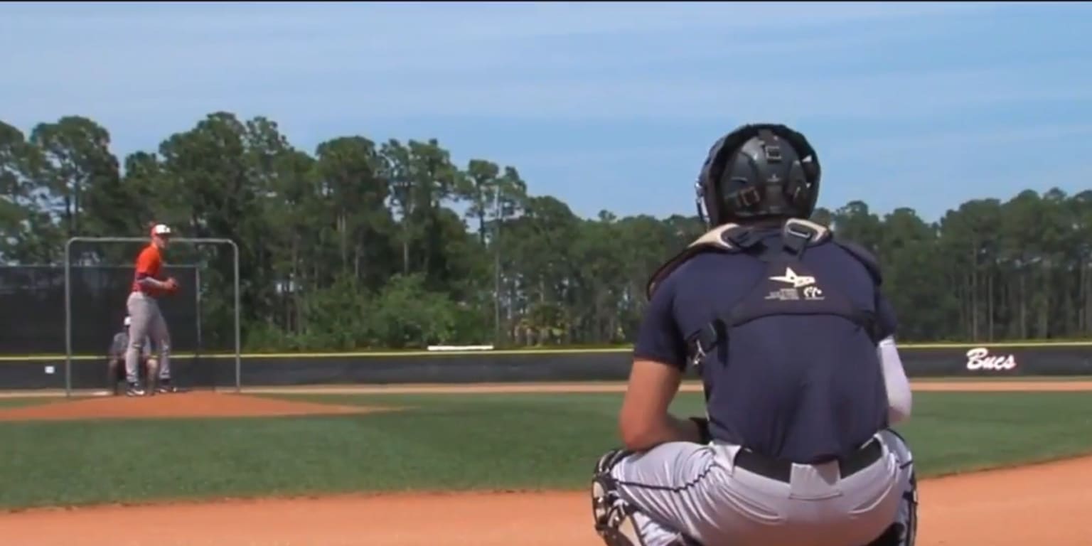 Meet the switch pitcher who could be the next Pat Venditte | MLB.com