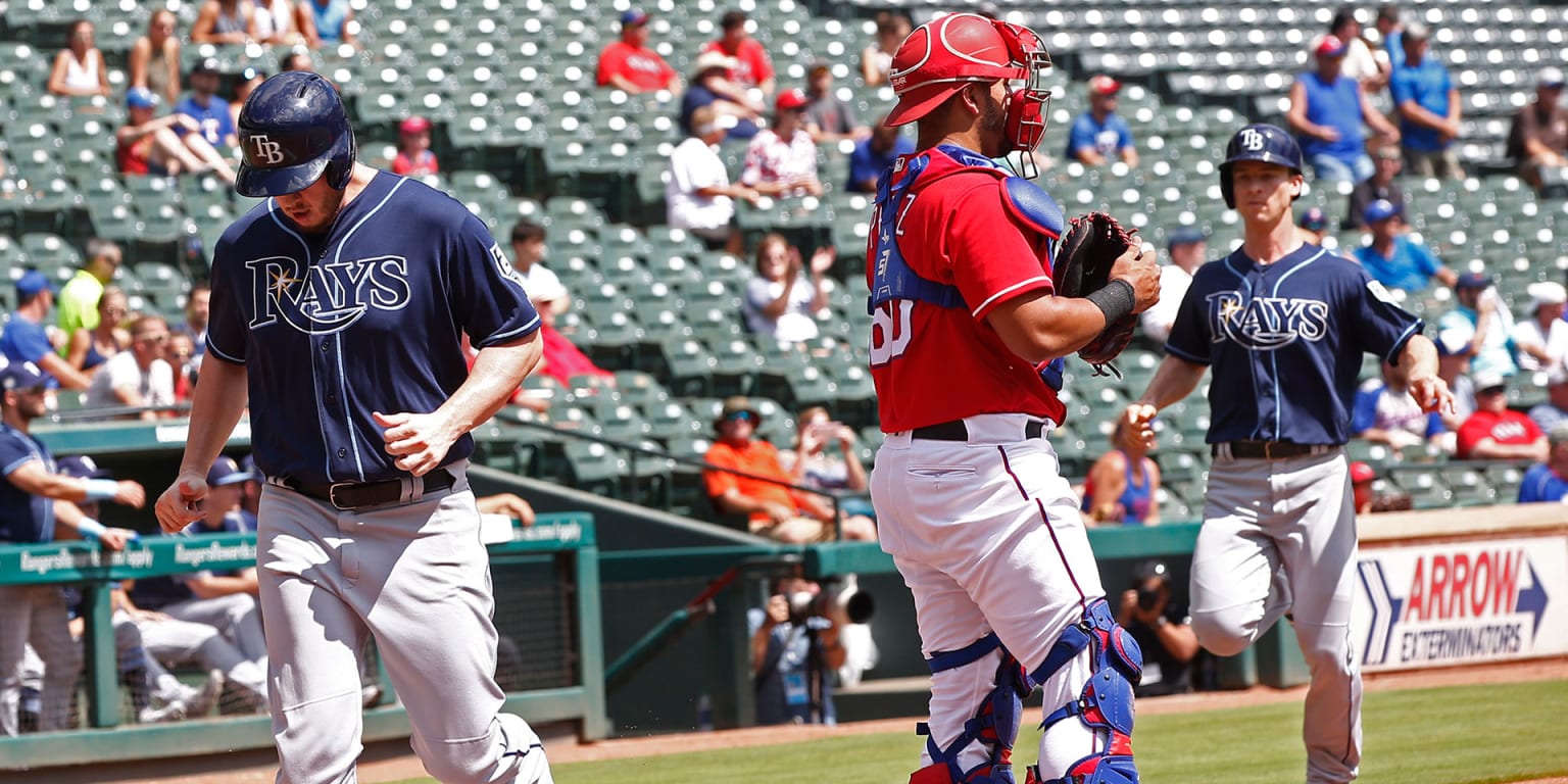 Rays stay in playoff hunt with sweep of Texas
