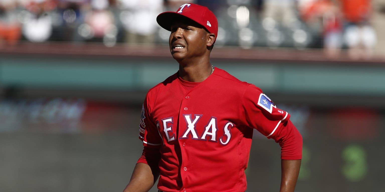 Jose Leclerc to stay Rangers' closer