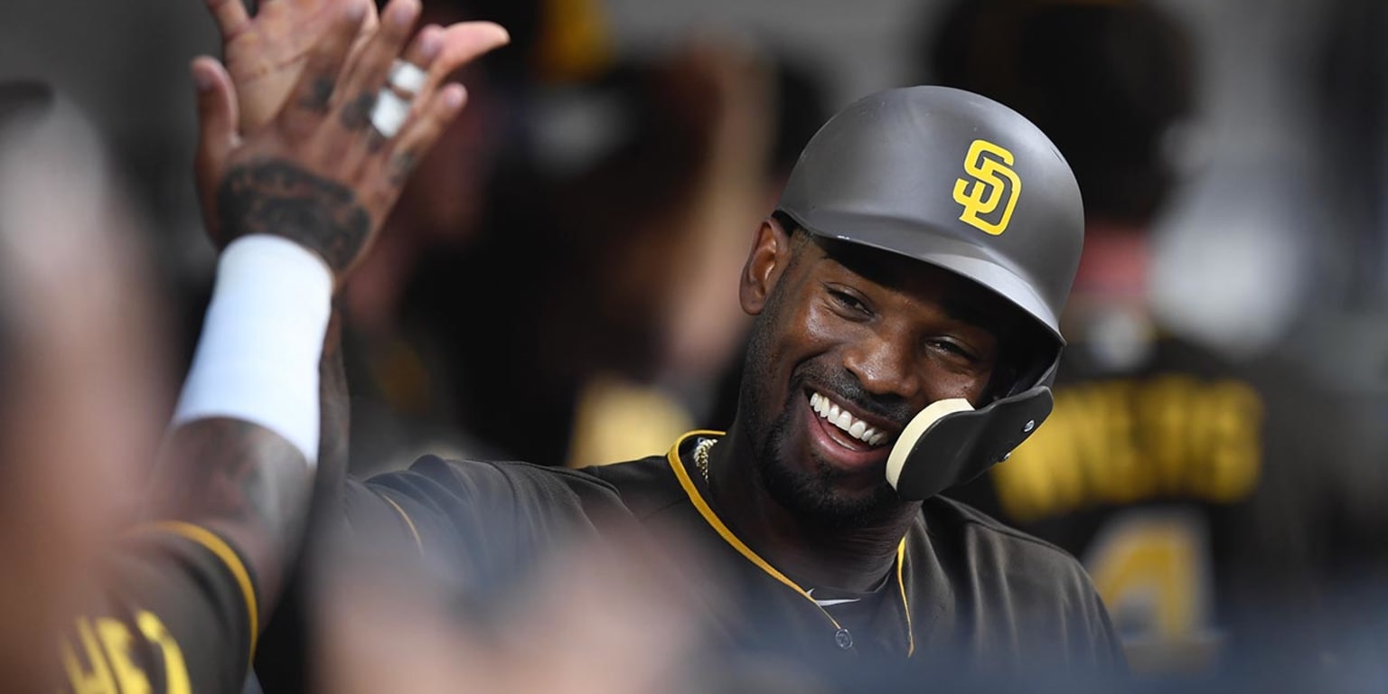 Jabari Blash gets another shot with Padres