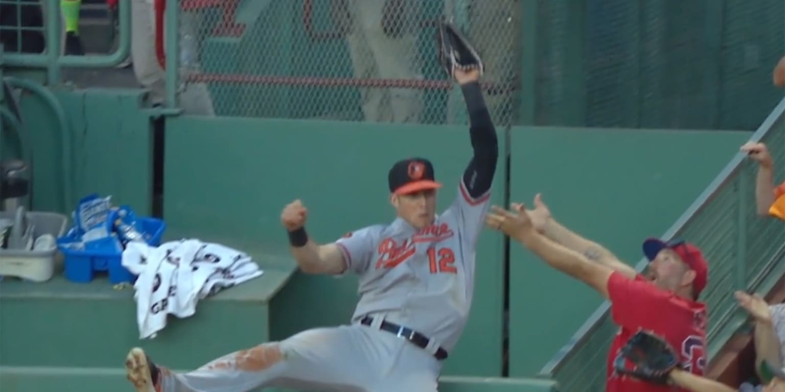 Stevie Wilkerson incredible home run robbery