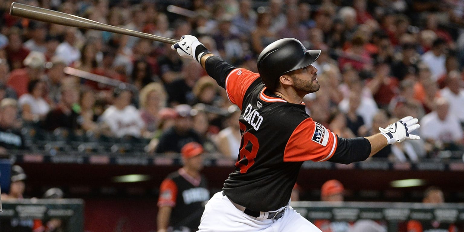 D-backs hit four home runs to sweep Giants