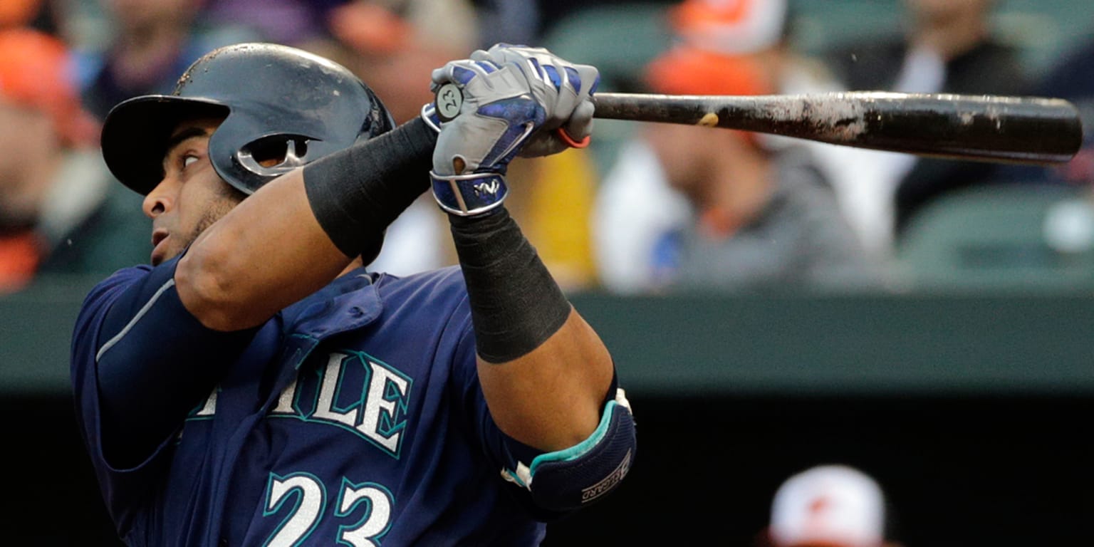 Cruz drives in five to lead Mariners past O's