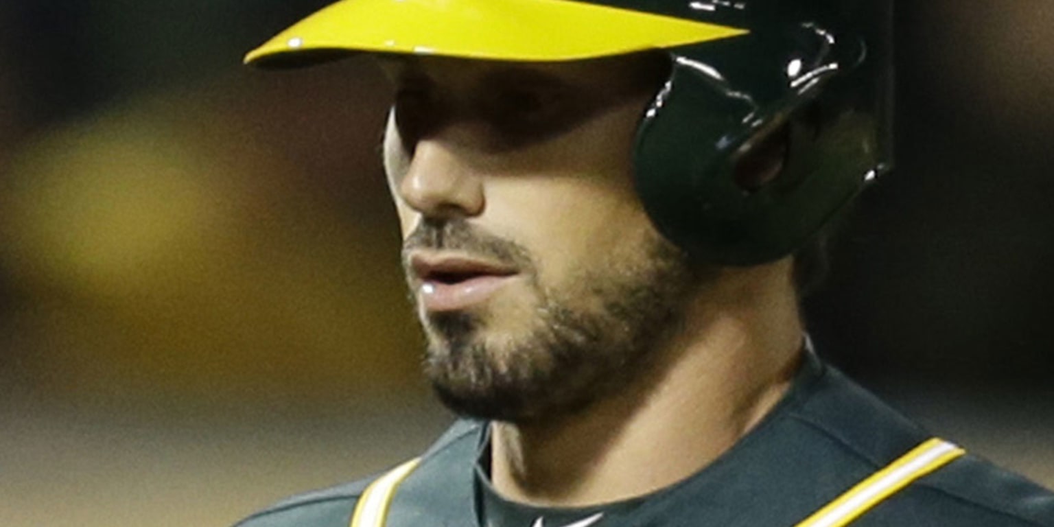 Dodgers get Brett Eibner from A's in trade