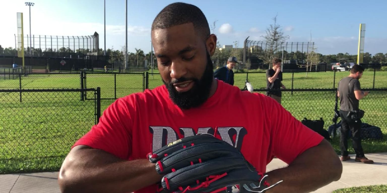 Brian Goodwin receives new Wilson glove