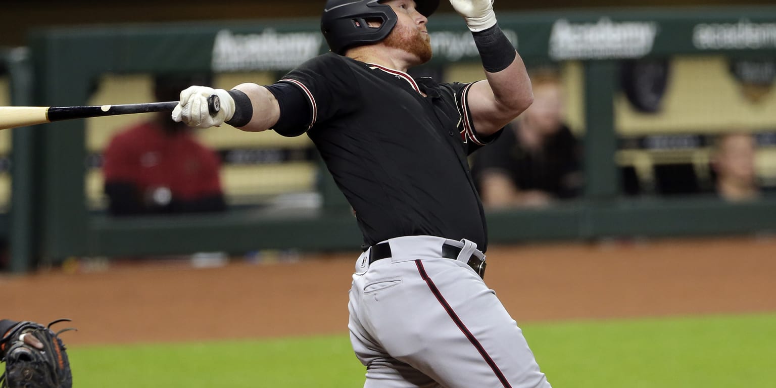 D-backs lose after Astros rally