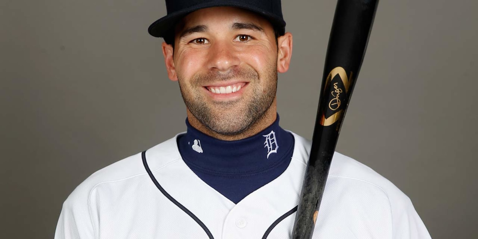 Reds call up Raffy Lopez, option Tony Renda