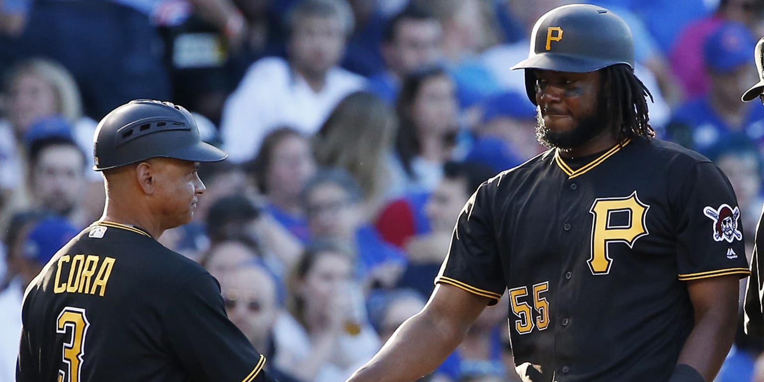 Bell delivers on anniversary of MLB debut
