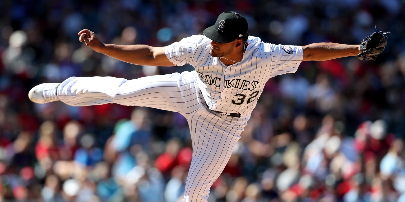 Rockies claim Jesus Tinoco off waivers