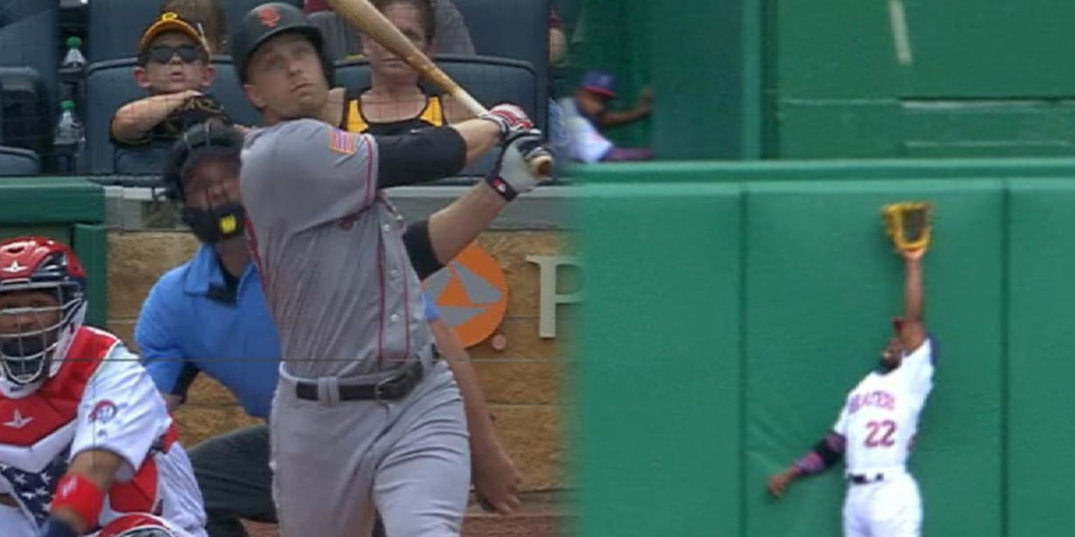 Austin Slater hit a home run, but it took him a while to figure it out ...