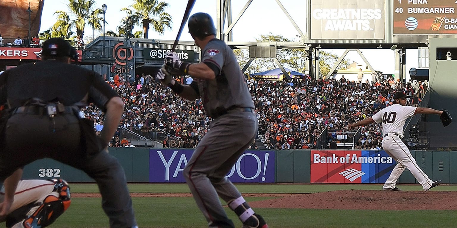 Jake Lamb breaks up Bumgarner's no-hitter