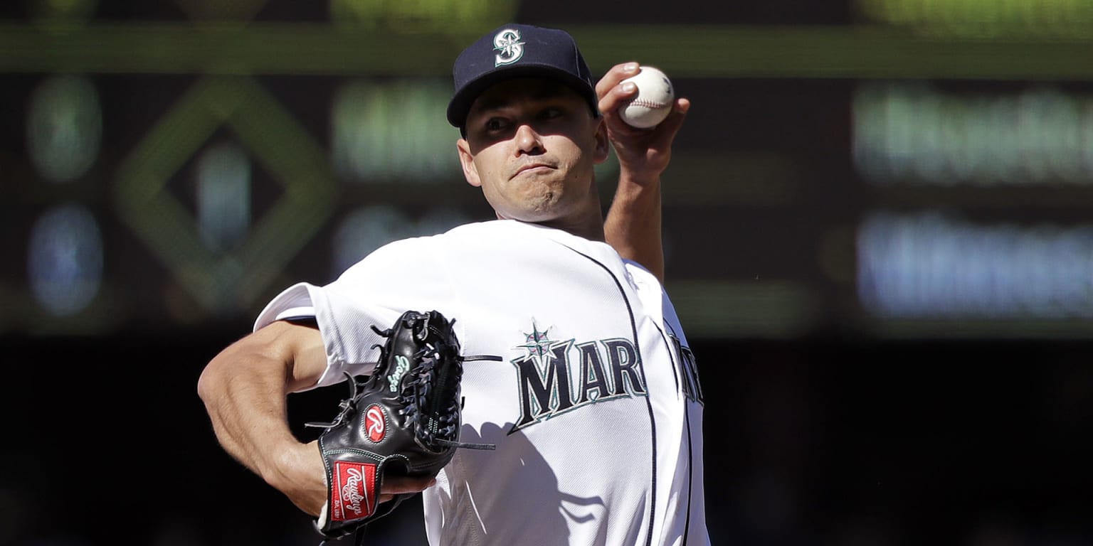Marco Gonzales struggles, Mariners get one hit