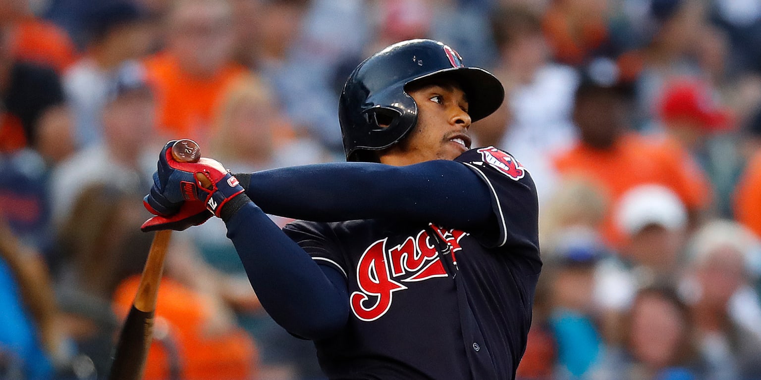 Francisco Lindor homers twice vs. Tigers