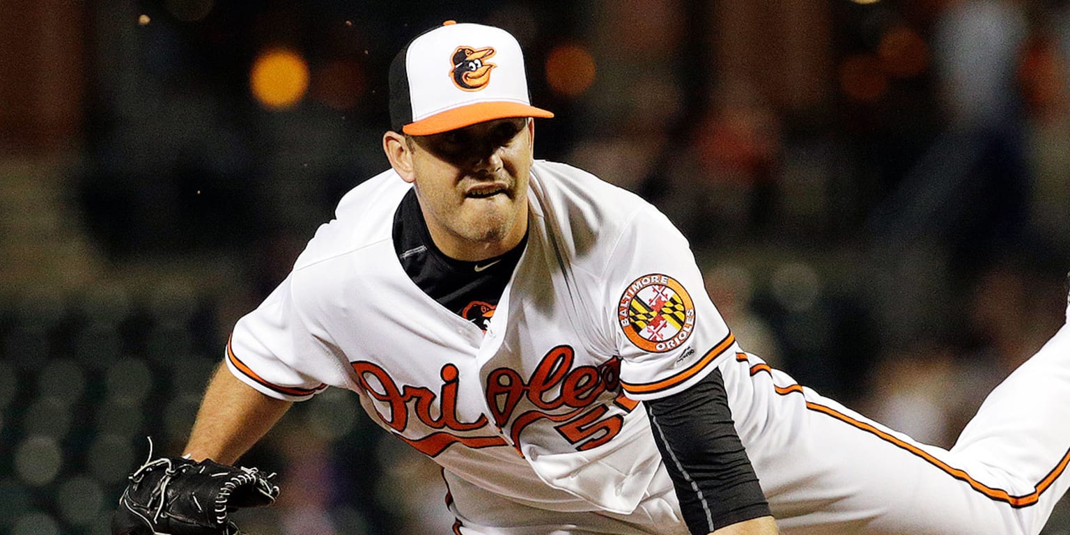 Cubs sign pitcher Brian Duensing to deal