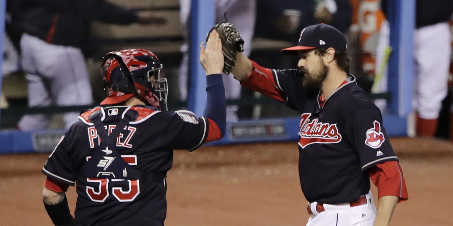 Andrew Miller turns away Cubs twice in Game 1