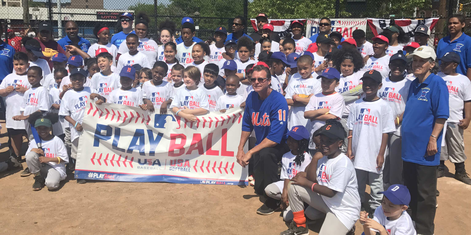 Play Ball youth program stops in Queens