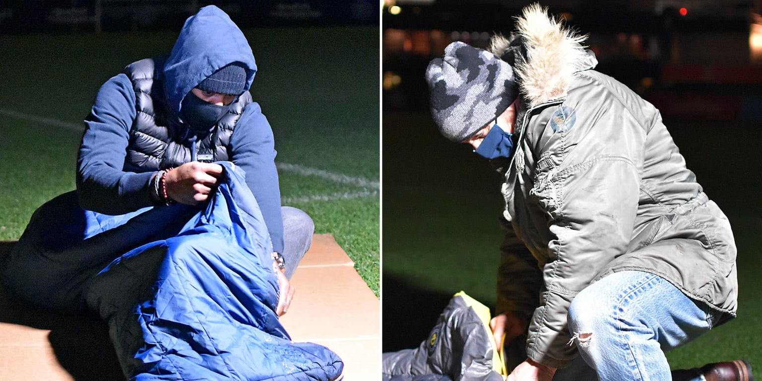 Brian Cashman participates in Covenant House Sleep Out