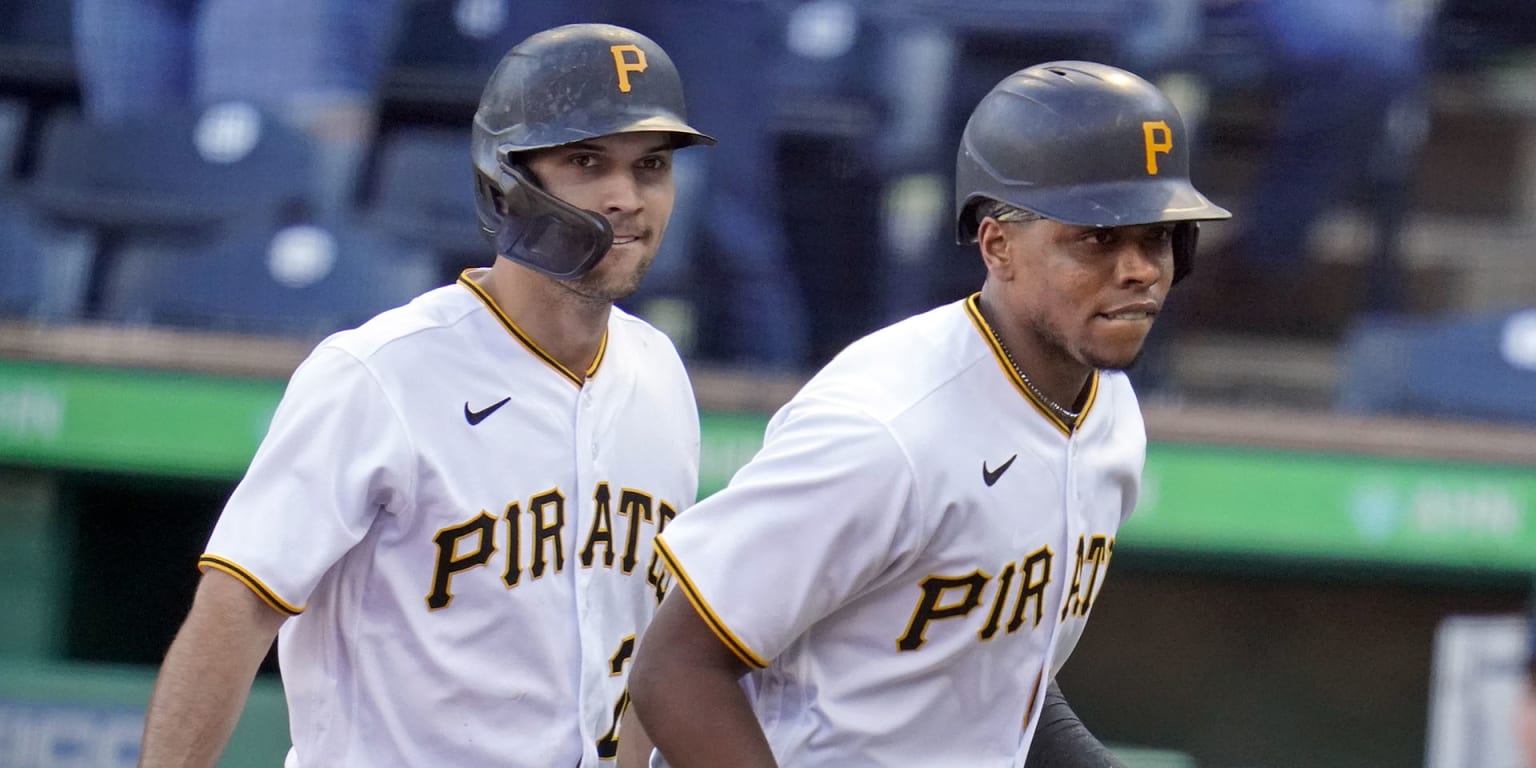 Pirates break out in‌ win over Marlins
