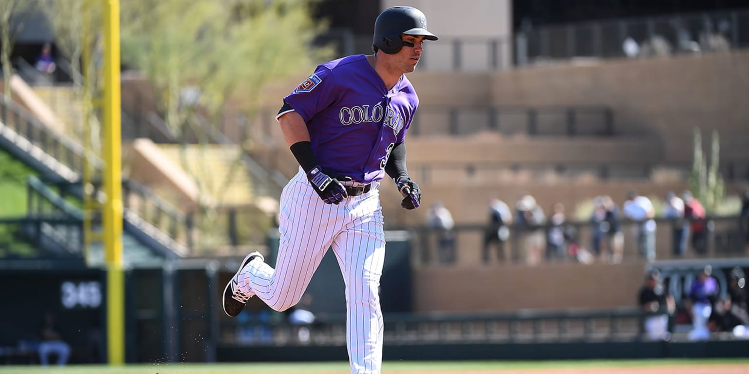Mike Tauchman honored with Abby Greer Award