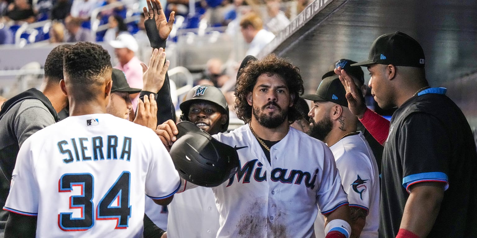 Marlins win series finale vs. Mets