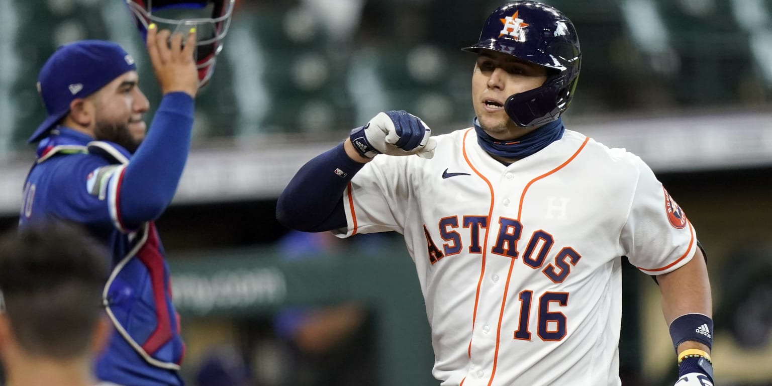 Astros take series against Rangers