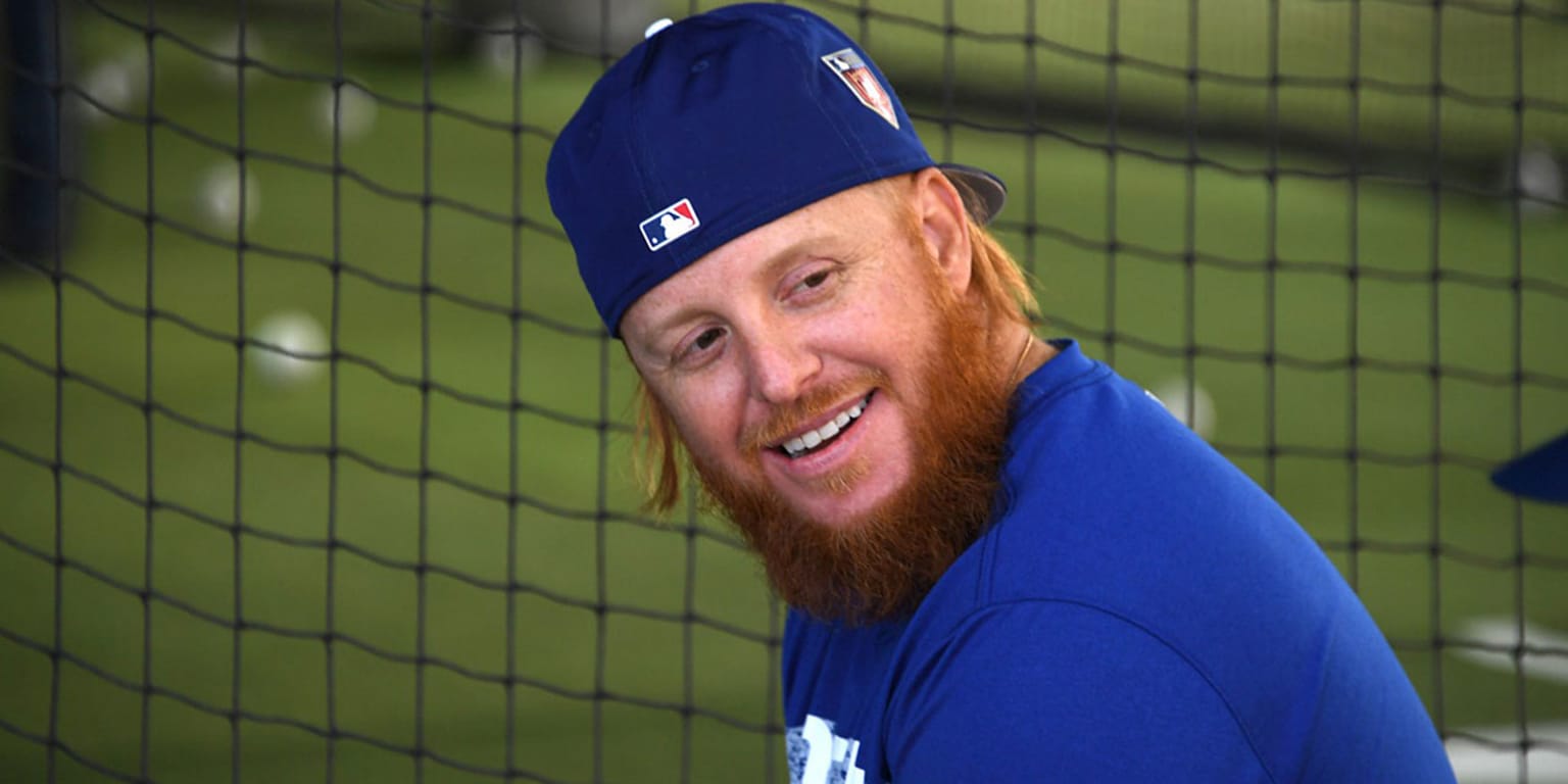 Justin Turner earns respect from Dodgers