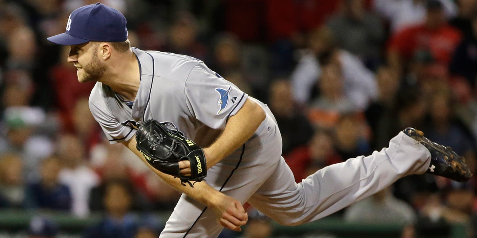 Brad Boxberger throws rehab bullpen session