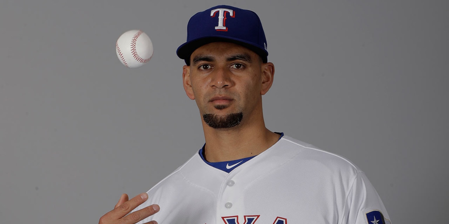 Tyson Ross throws from half-height mound
