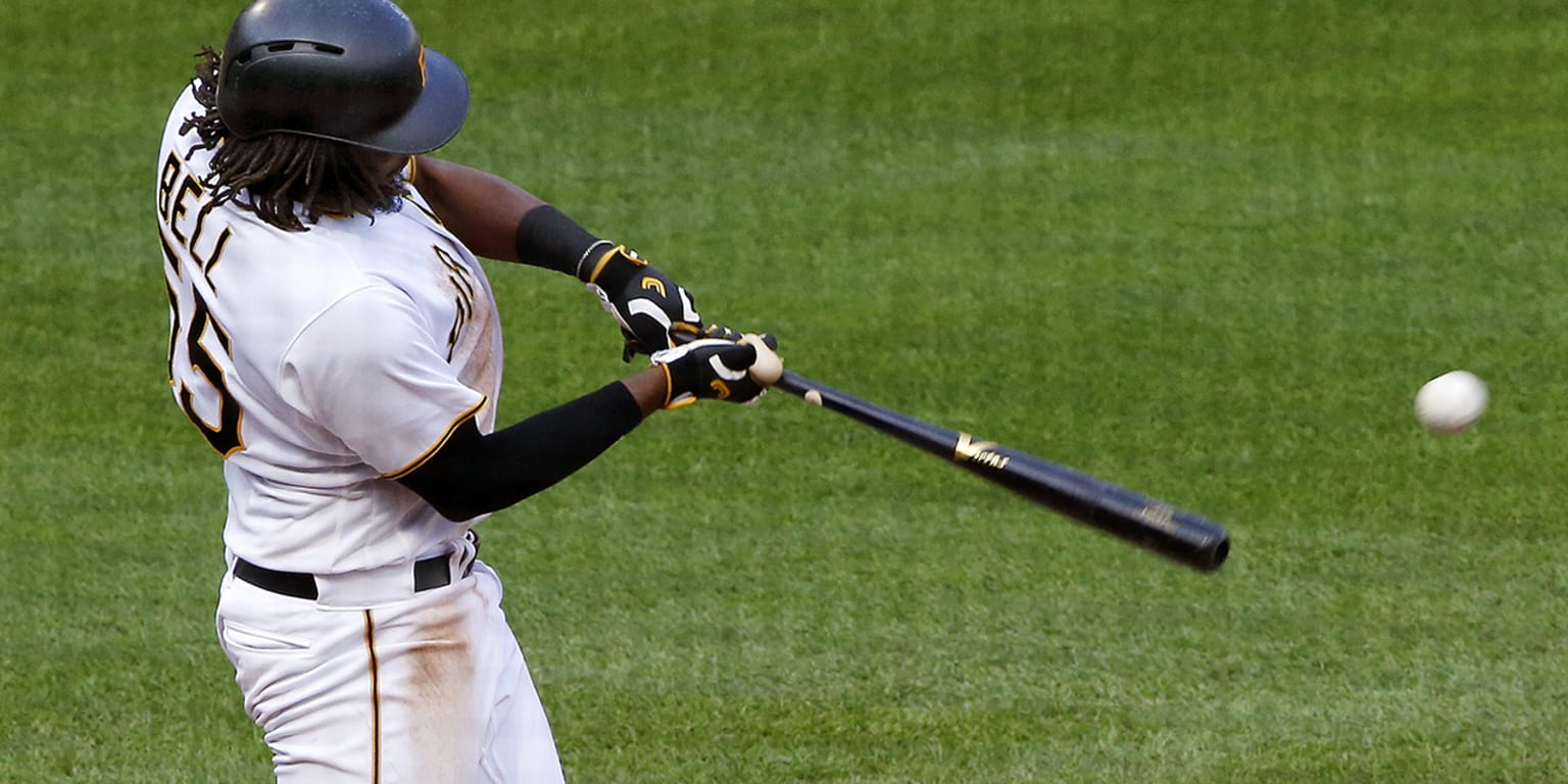 Piratas apabullan a los Cubs detrás del brazo de Chad Kuhl